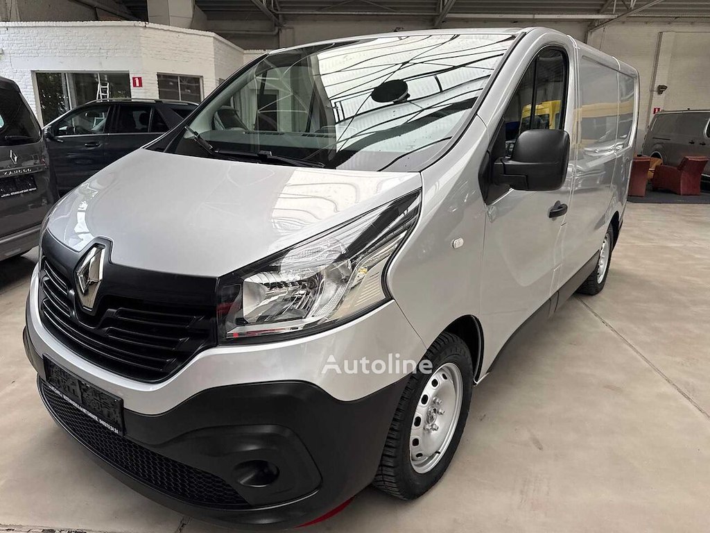 Prodaje se Renault Trafic minibus furgon na aukciji