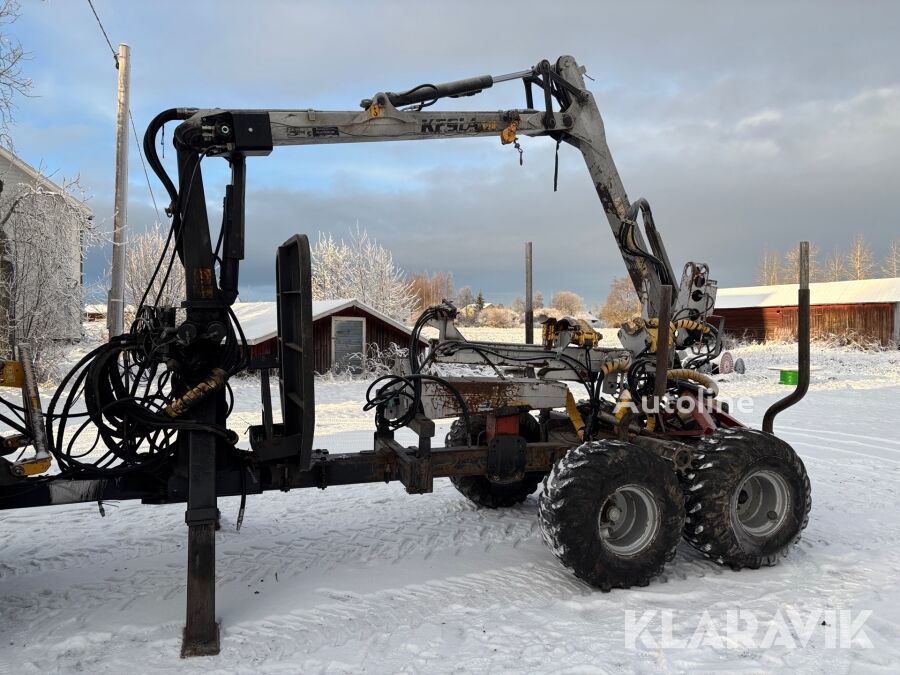 Prodaje se Kesla Skogsvagn Kesla med kran och stegmatare šumarsku prikolicu na aukciji