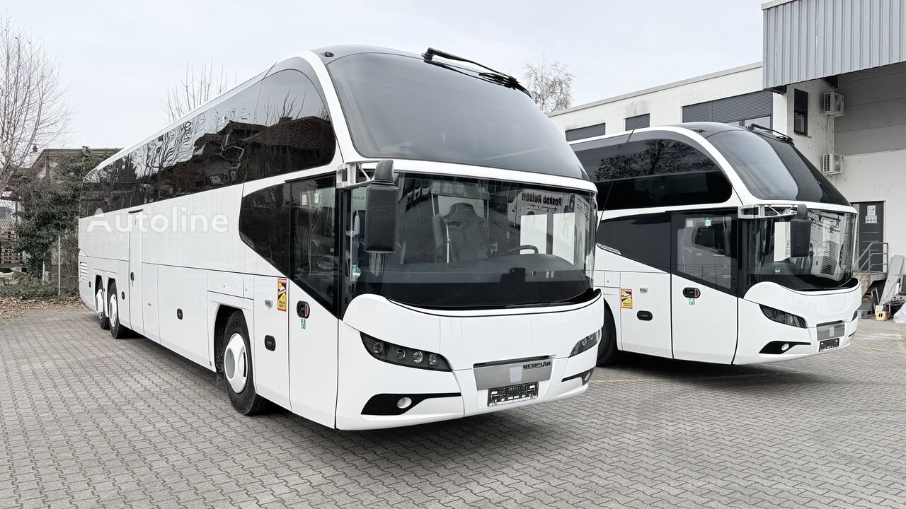 Neoplan 2x Cityliner L P16 14m 59+2+1 SITZE,NEUES GETRIEBE, EURO 6, TOP turistički autobus