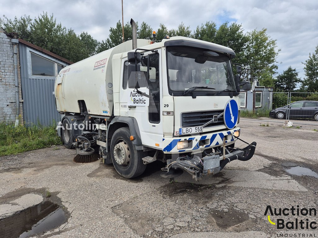 Prodaje se Volvo FL618 vozilo za čišćenje ulica na aukciji
