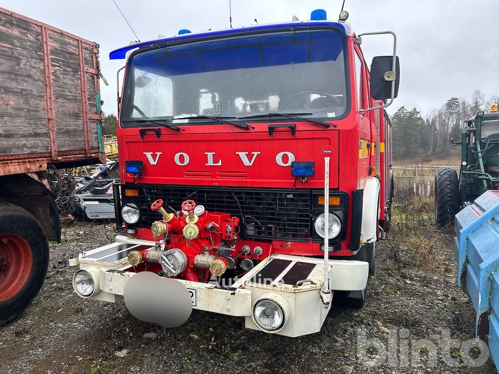 Prodaje se Volvo F7 vatrogasno vozilo na aukciji