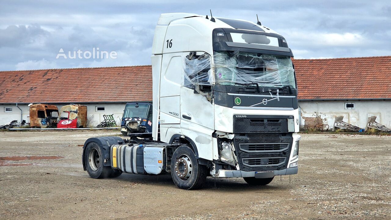 Volvo FH 500 / Model 2019 tegljač nakon udesa