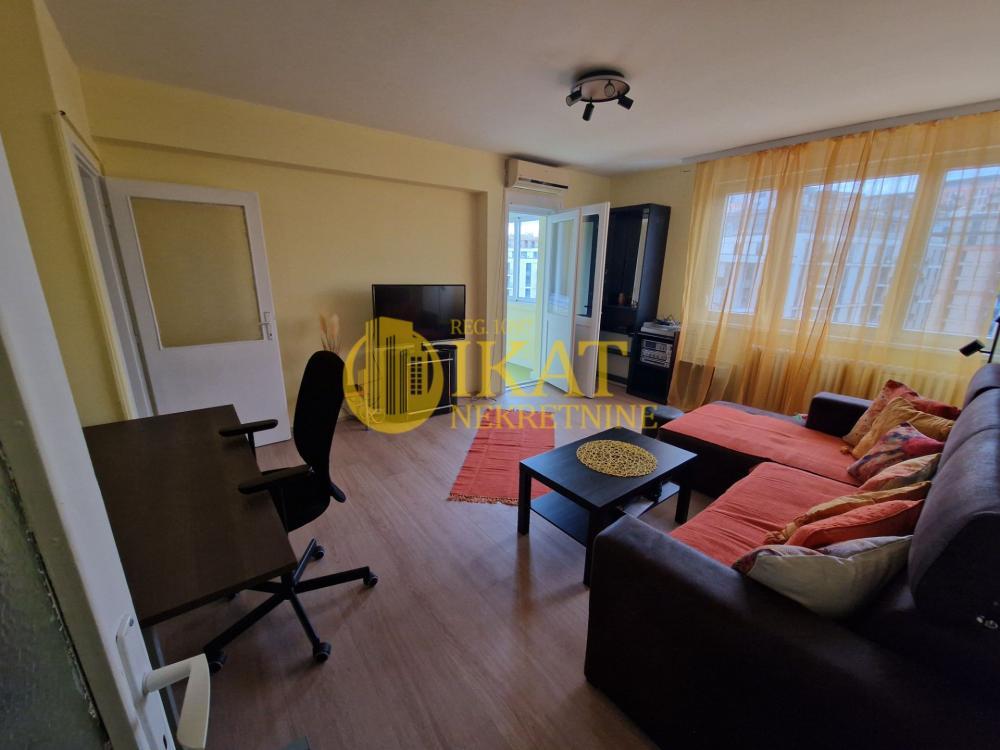 Durmitorska, Trosoban stan za izdavanje, 72m2, 900€