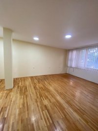 Izdavanje poslovnog prostora –lokala, Banovo Brdo | 60 m²
