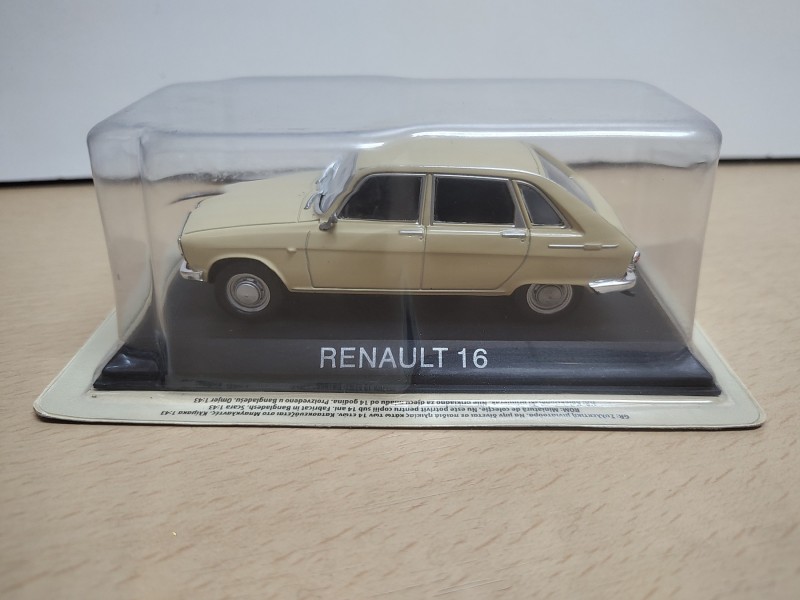 Legendarnni automobili Reno 16