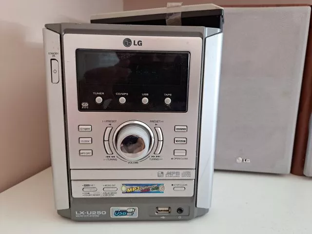 LG micro hifi system lx-u250 Garancija 12 meseci