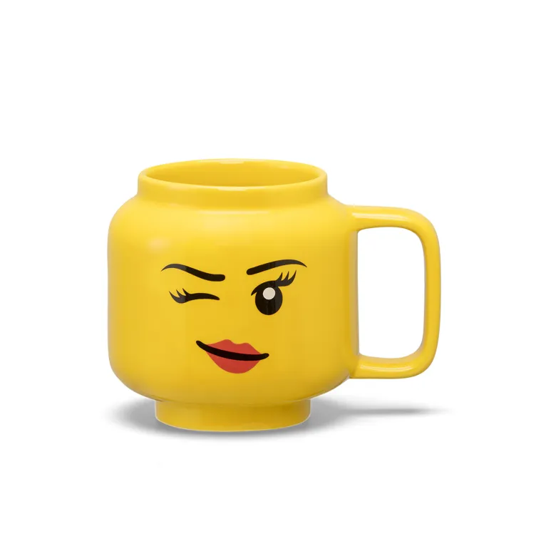 LEGO keramička šolja 255 ml: Devojčica koja namiguje
