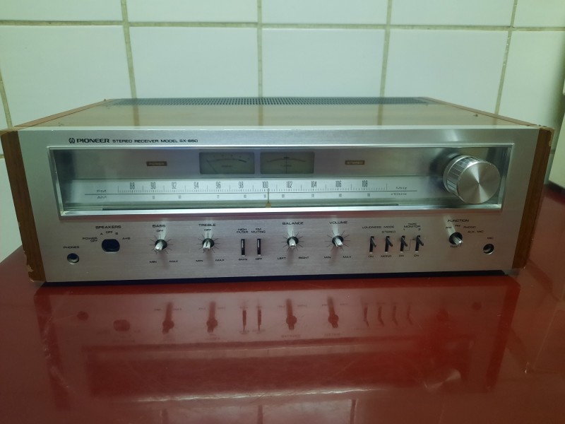 Pioneer SX-650 rezervisan