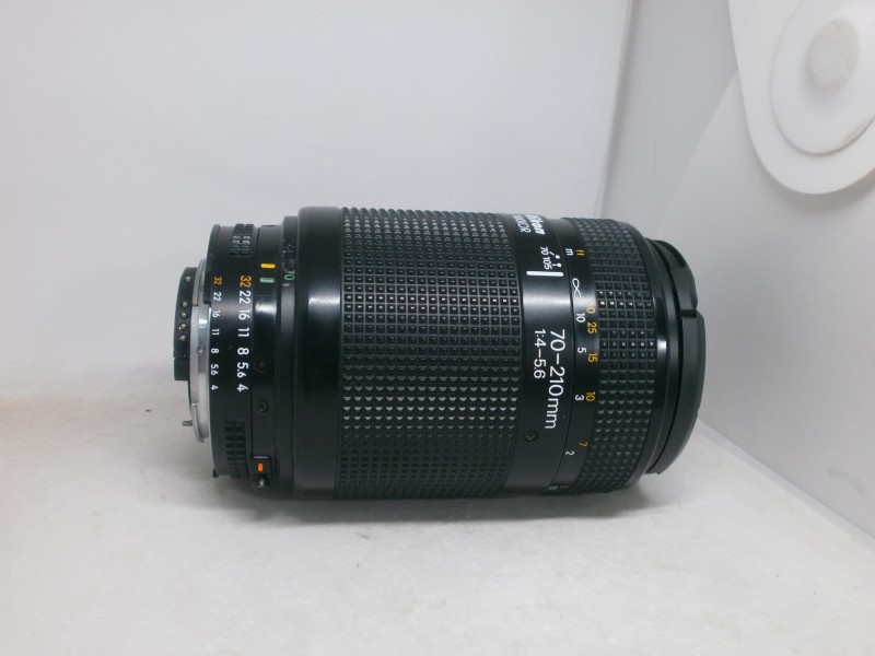 Nikon AF Nikkor 70-210mm f4-5.6