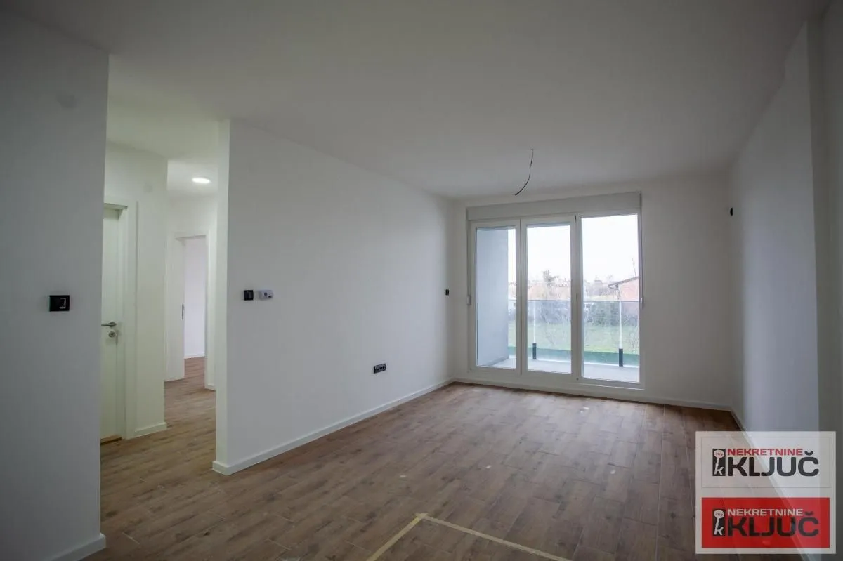 Izdavanje, dvosoban stan, 62m², Adice, Novi Sad Sve Podlokacije
