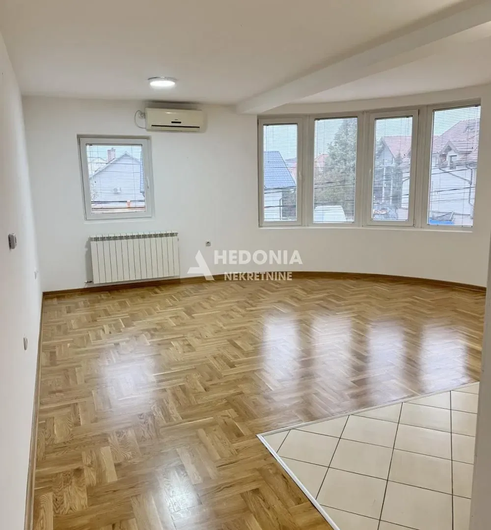 Prodaja, trosoban stan, 65m², Altina, Beograd