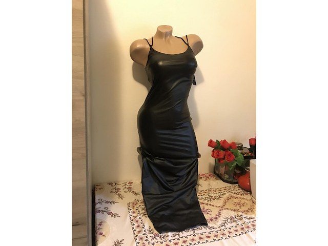 Nova Banna crna kao kozna haljina S/M