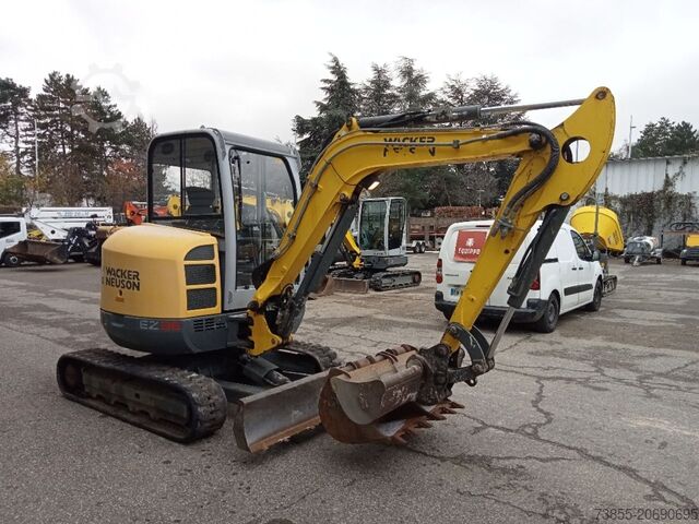 Mini bager < 7t
Wacker Neuson EZ38