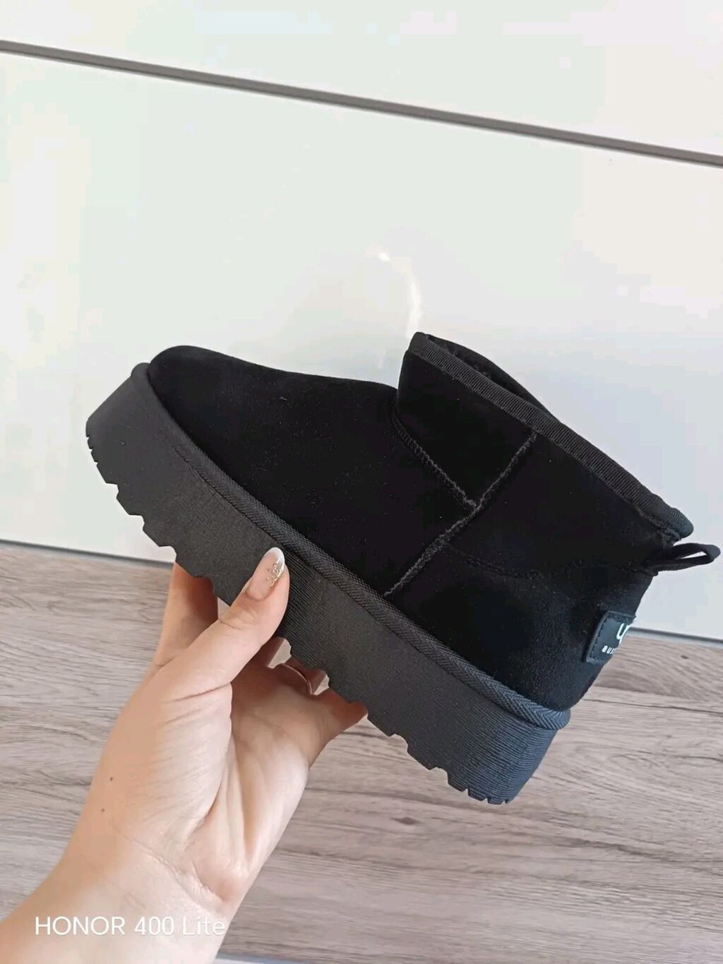 Ugg mini čizme, bоја - Crna, 39