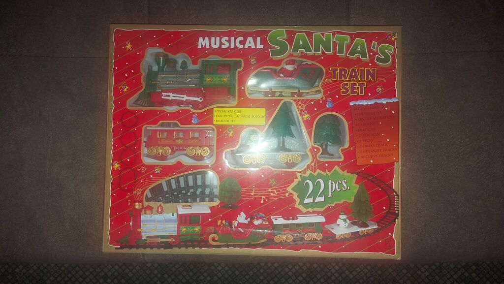 Muzikalni “Santa’s Train Set” – komplet od 22 dela - Tematski božićni