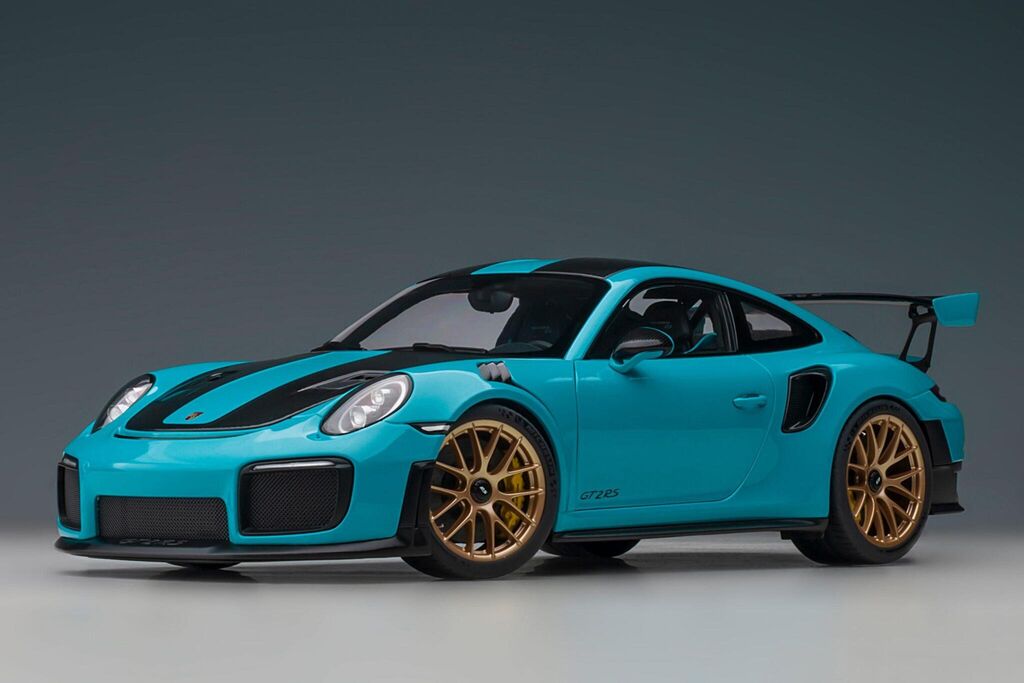    Porsche 911 (991.2) GT2 RS Weissach Package – 2017 – Miami Blue –