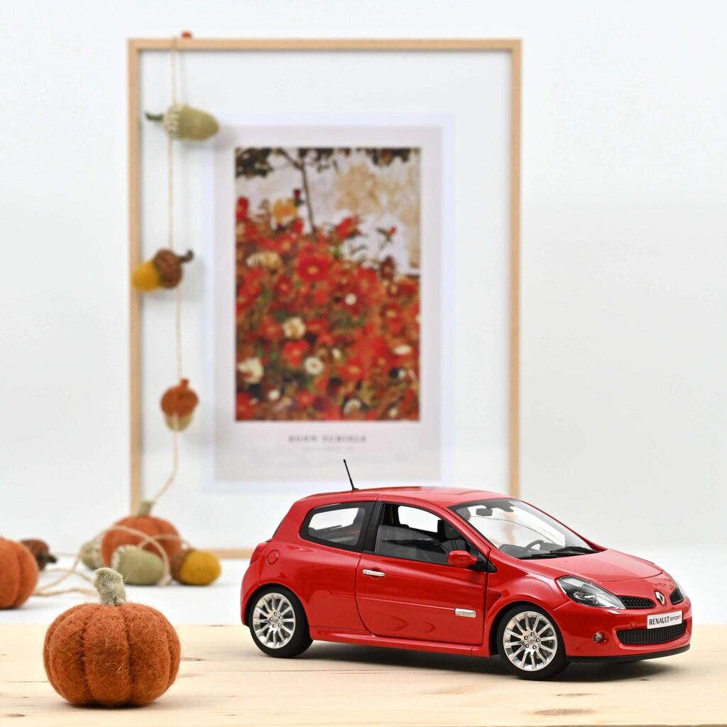 Renault Clio R.S. 2006 – Toro Red – Die-Cast Norev        Norev Renault