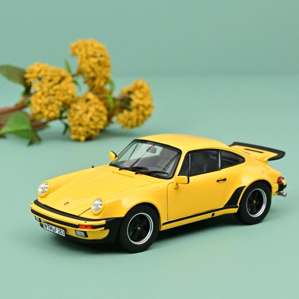 Porsche 911 Turbo 3.0 1976 – Yellow – Die-Cast Norev        Norev