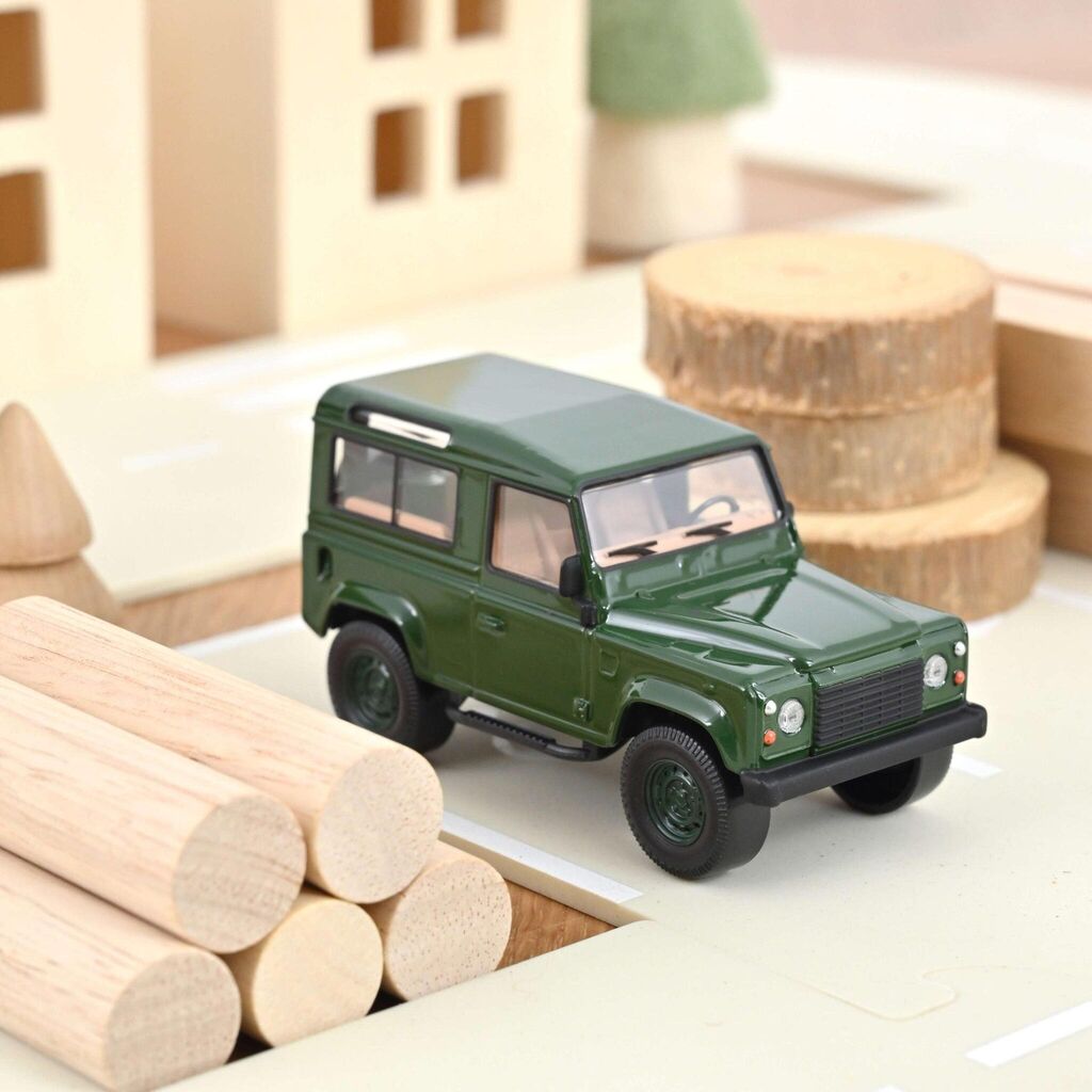    Land Rover Defender 1995 – Dark Green (Norev Jet-Car 1:43) Norev