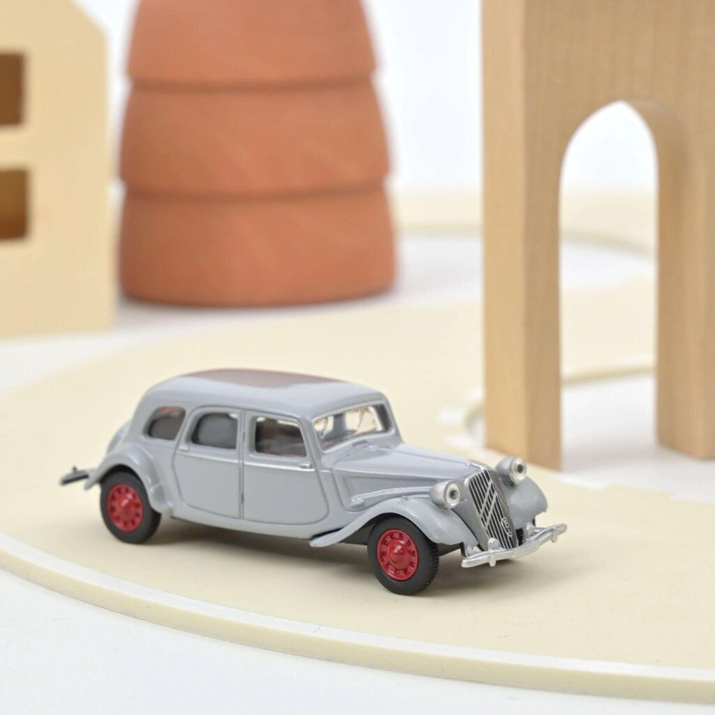    Citroën 15-SIX 1939 – Grey – Norev (1:64) Norev Citroën 15-SIX iz