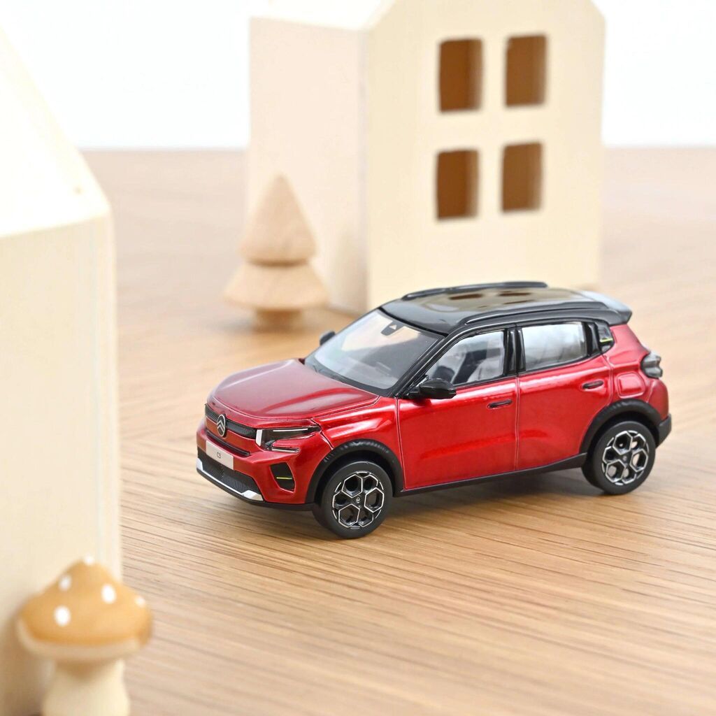    Citroën C3 2024 – Elixir Red & Black Roof – Norev (1:43) Norev