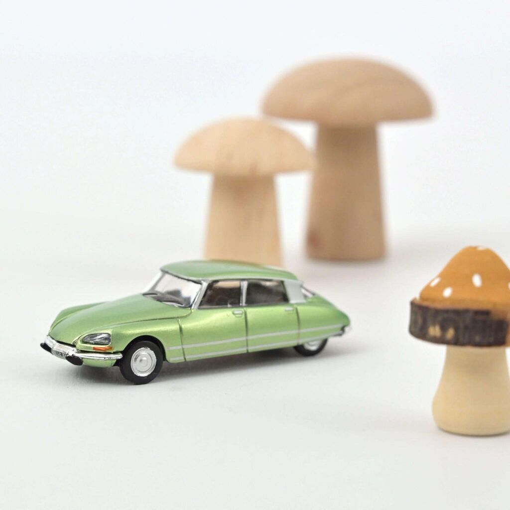    Citroën DS 23 1972 – Green Metallic – Norev (1:87) Norev Citroën DS