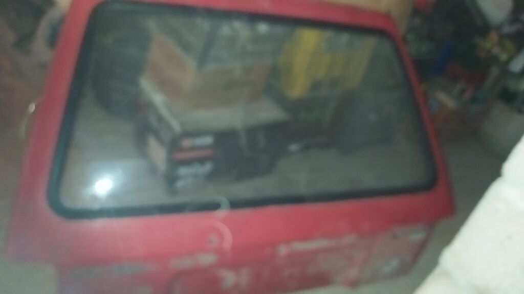 Delovi za opel korsu a.Zadnja vrata (gepek poklopac) i glavni kočioni