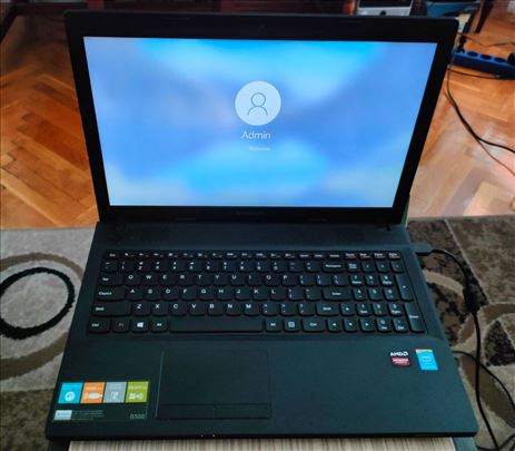 Lenovo G500 laptop, 500GB, 4GB DDR3, WIn10.Sjajan