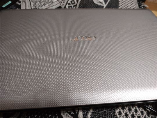 hp i5 intelov procesor 15,6 ekran