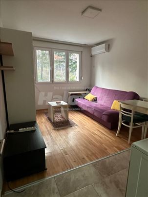 Garsonjera 20m2 Karaburma Mirijevski Bulevar