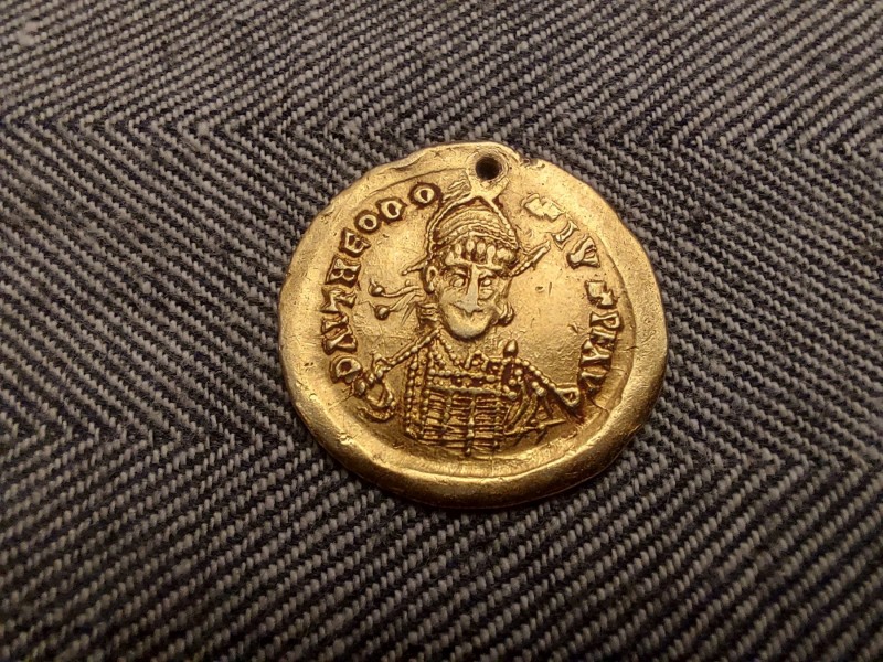 Theodosius II, Solidus ultra redak Rimski zlatnik 4.4 g