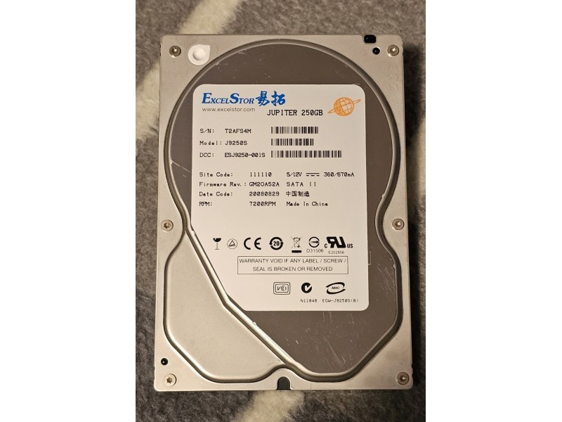 Hard disk 250GB SATA za kompjuter