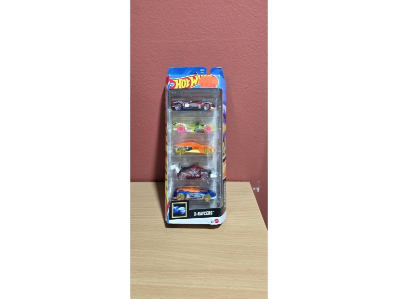 HotWheels 1:64 set 5 in 1