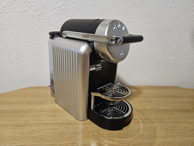 Silver Nespresso aparat za kafu masina Zenius ZN100 Pro