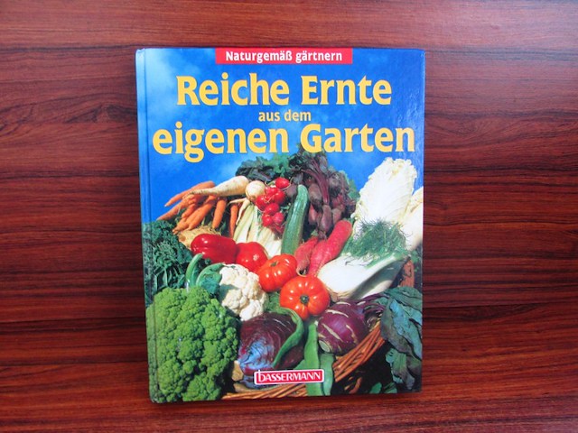 Prirodno baštovanstvo - knjiga na nemačkom jeziku