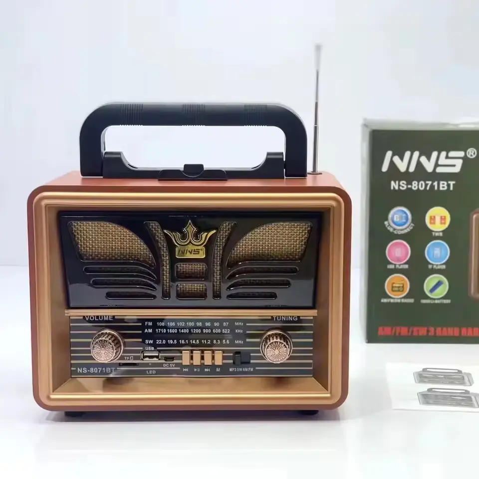 Retro portabl radio NS-8071BT