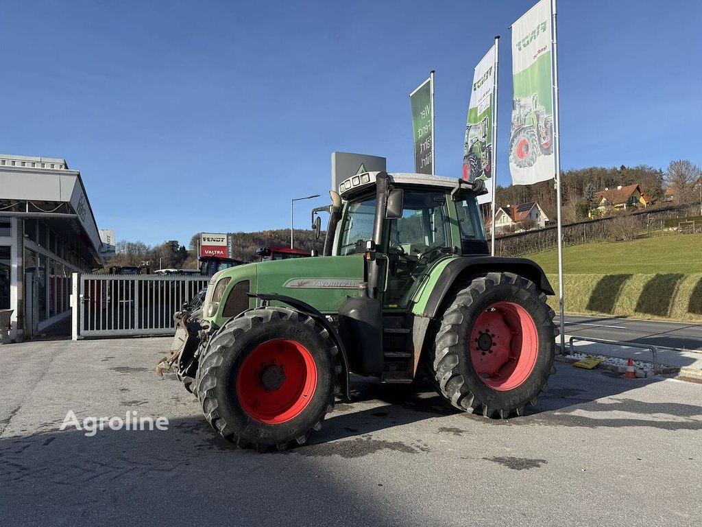 Fendt 711 Vario traktor točkaš