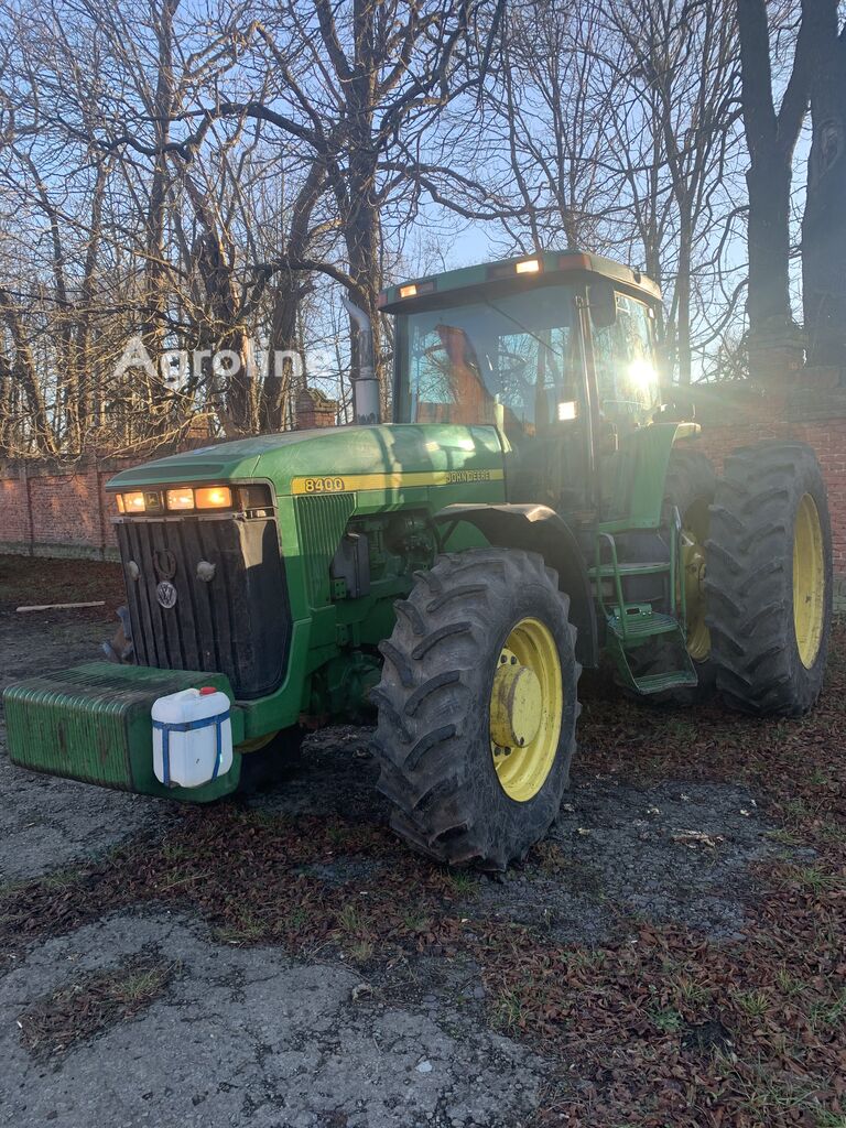 John Deere 8400 traktor točkaš