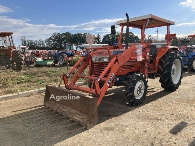 Kubota TRACTOR(Kubota) traktor točkaš