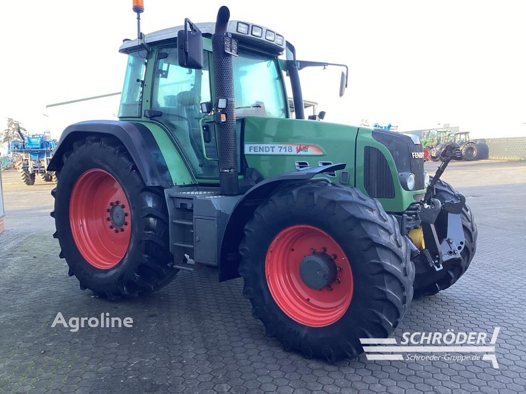 Fendt 718 VARIO TMS traktor točkaš
