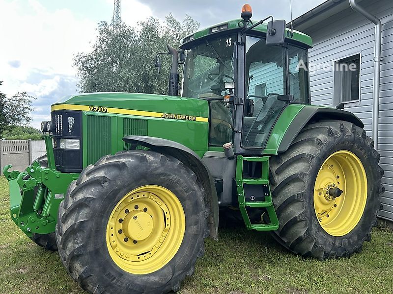 John Deere 7710 traktor točkaš