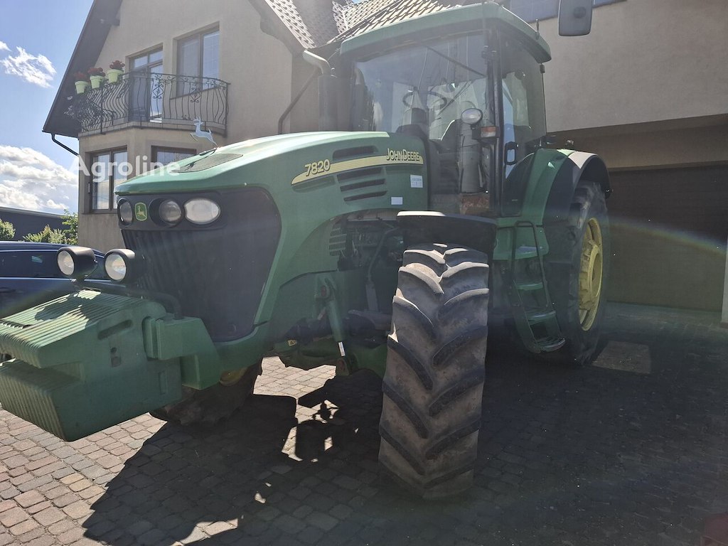 John Deere 7820 traktor točkaš