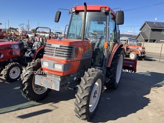 Kubota TRACTOR(Kubota) traktor točkaš