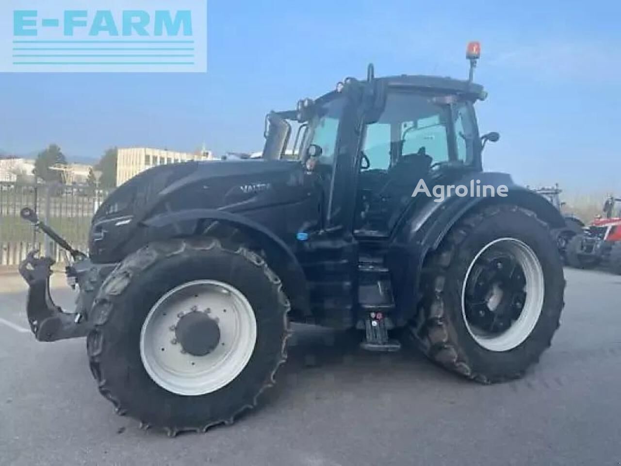 Valtra t254v traktor točkaš