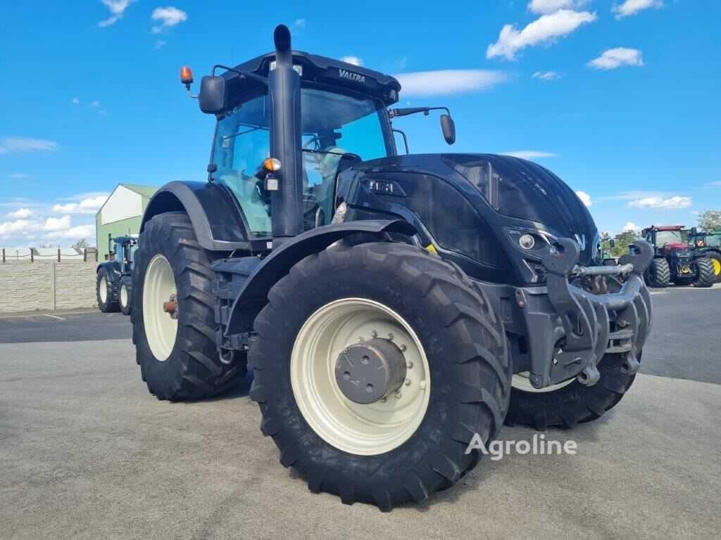 Valtra S374 traktor točkaš