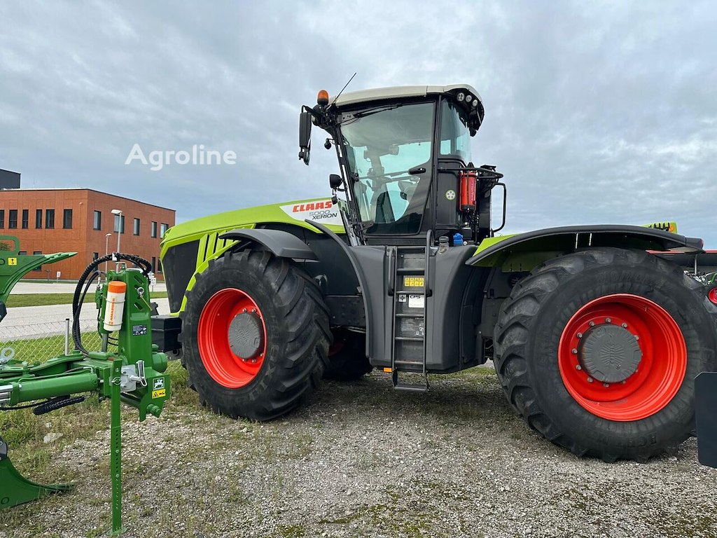 Claas XERION 5000 TRAC traktor točkaš