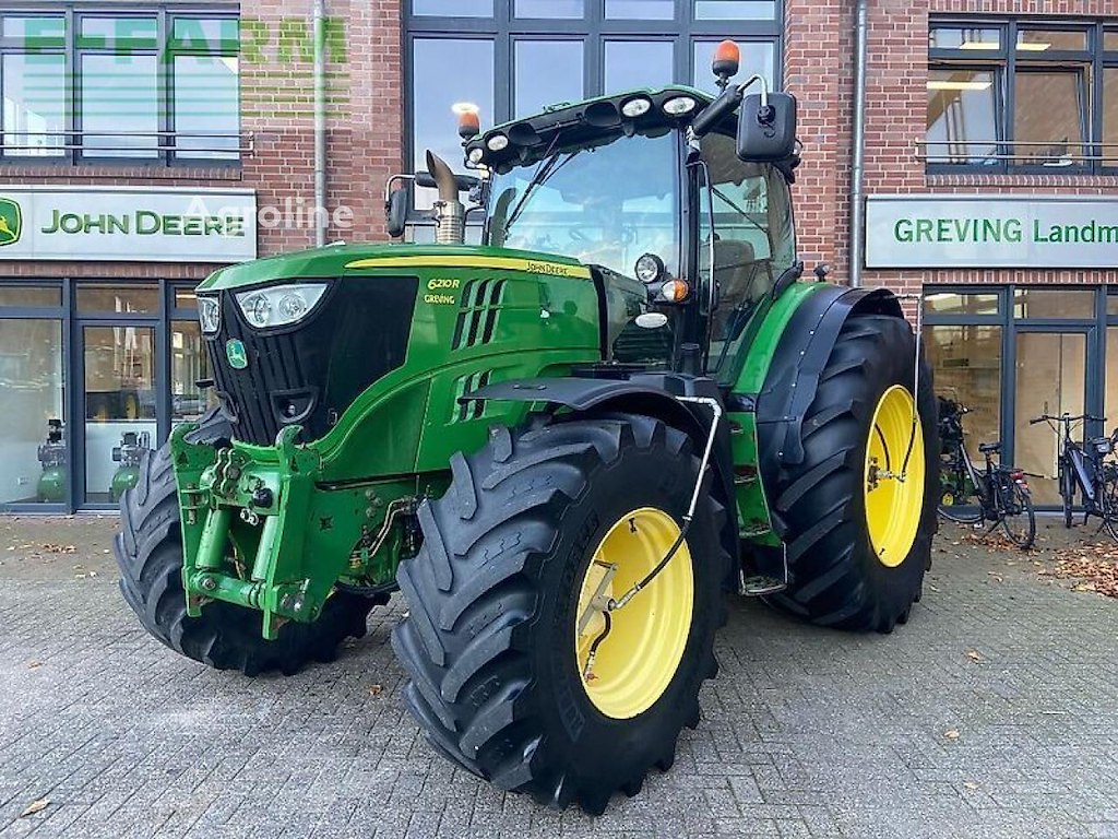 John Deere 6210r traktor točkaš