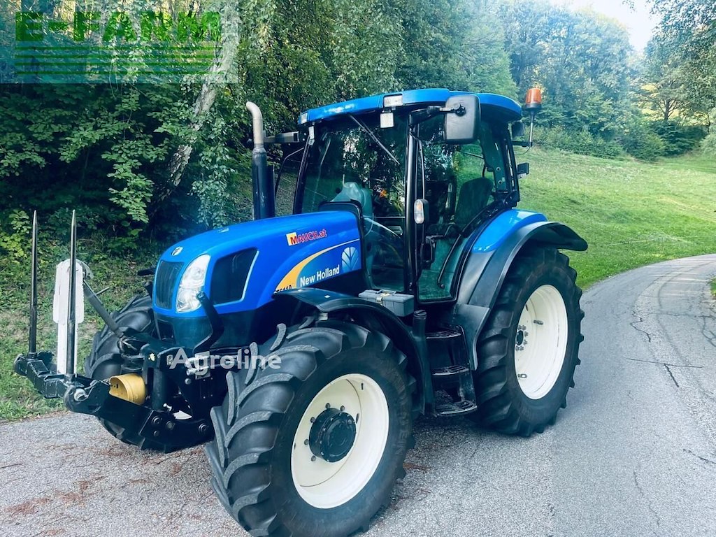 New Holland ts110a traktor točkaš