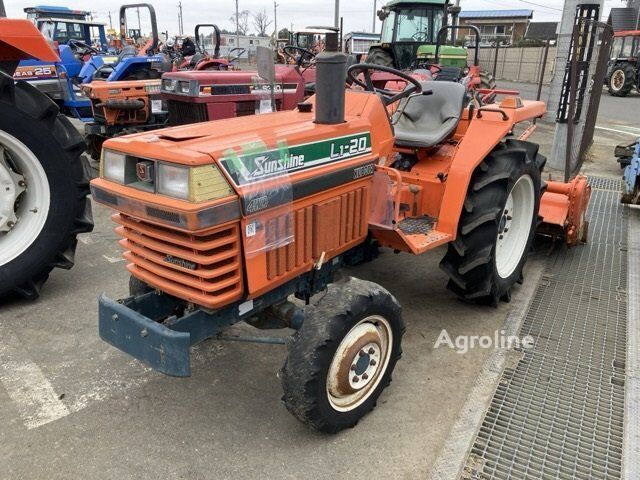 Kubota TRACTOR(Kubota) mototraktor