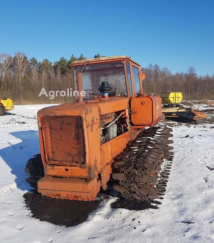 DT-75 DTEHS4 traktor guseničar